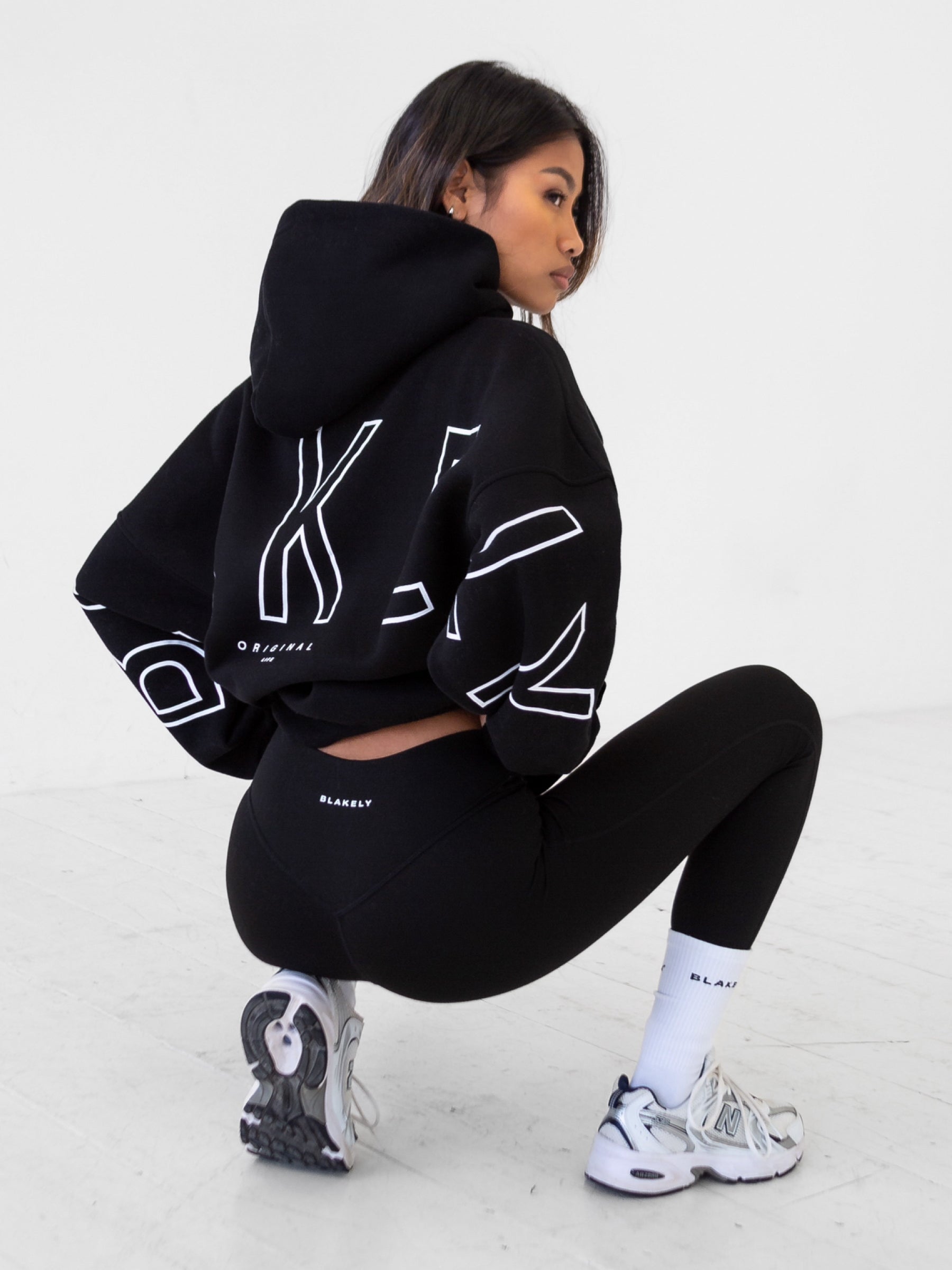 Buy Blakely Black Outline Isabel Oversized Hoodie | Free delivery on orders over €99* – Blakely ...